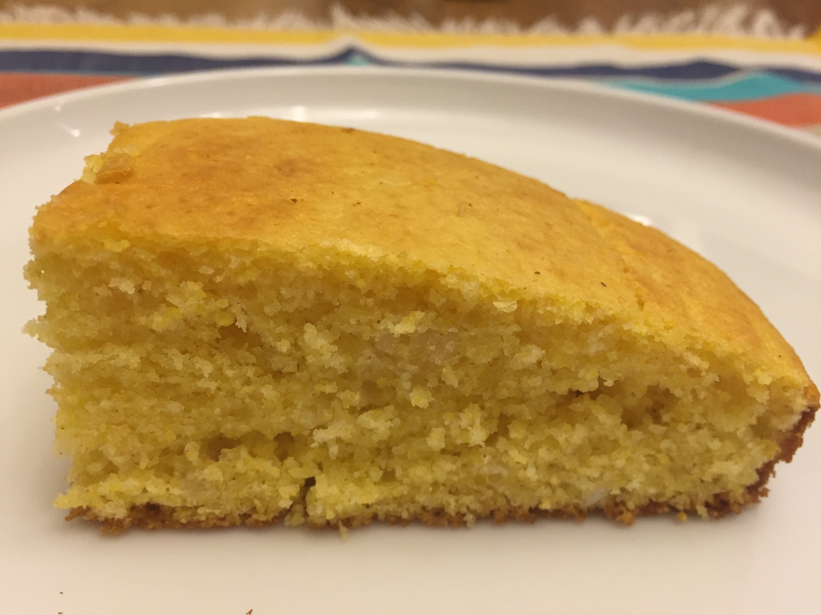 Easy Golden Fluffy Cornbread Recipe – Melanie Cooks