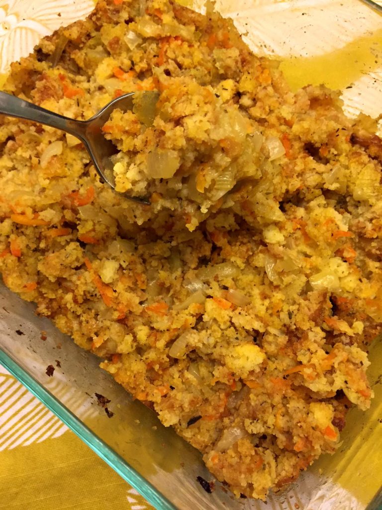 Easy Cornbread Stuffing – Best Ever Dressing Recipe For Thanksgiving or ...