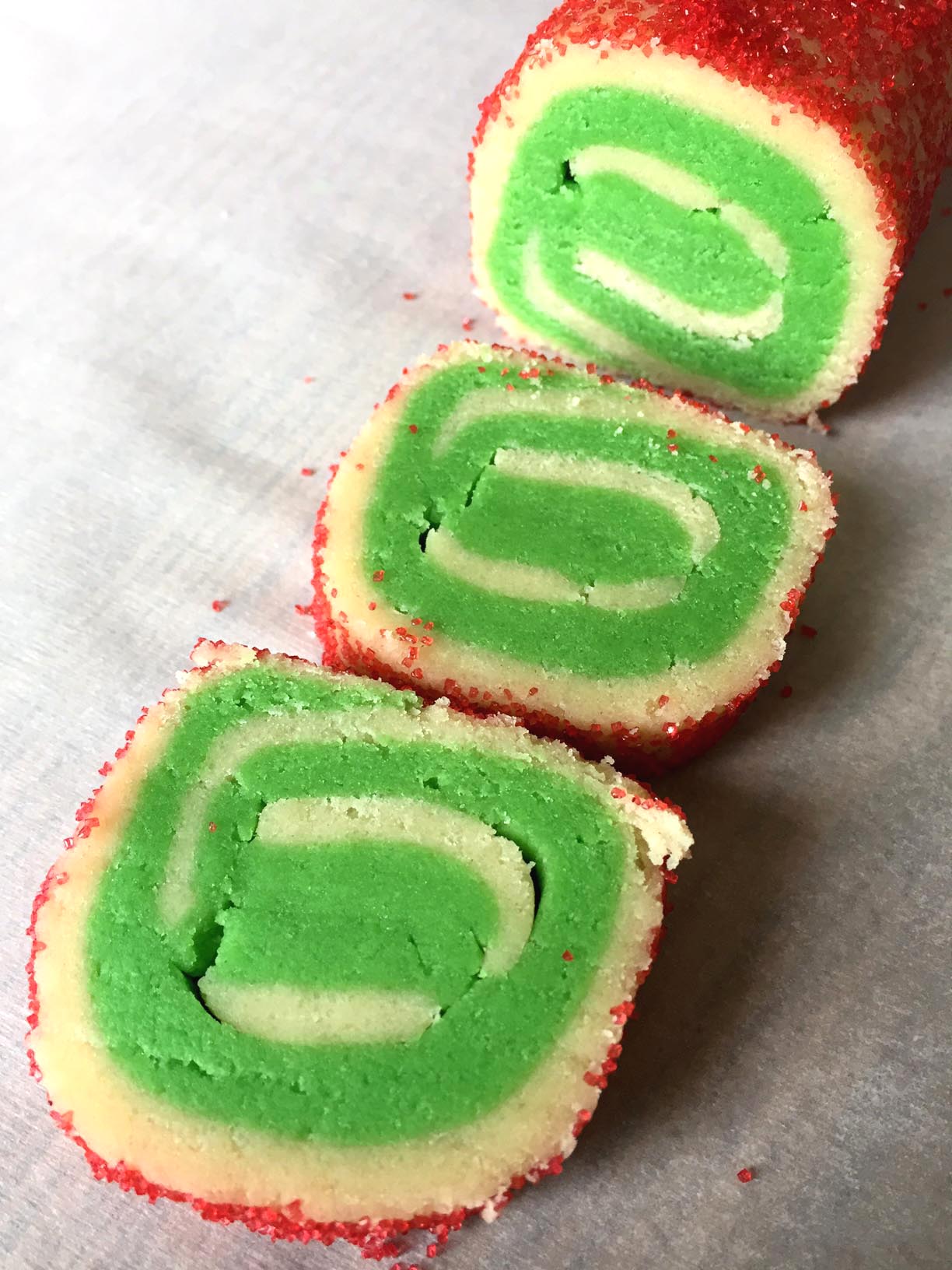 Christmas Pinwheel Spiral Swirl Sugar Cookies – Easy No-Chill Recipe ...