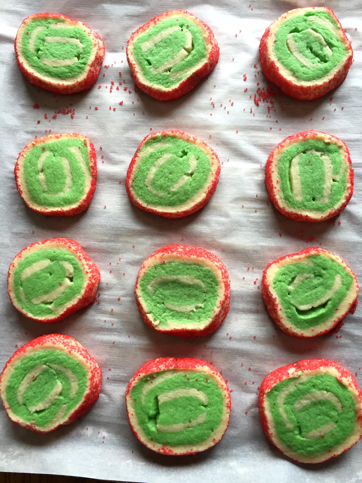 Christmas Pinwheel Spiral Swirl Sugar Cookies – Easy No-Chill Recipe ...