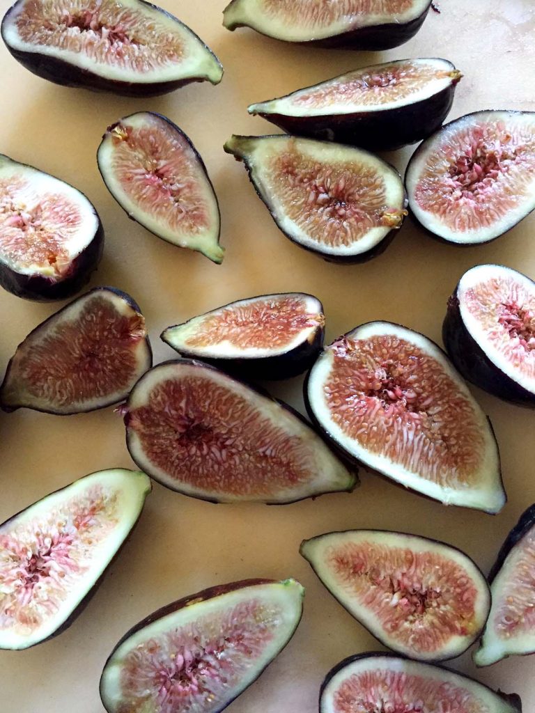 Easy Roasted Figs Recipe To Make With Fresh Figs – Melanie Cooks