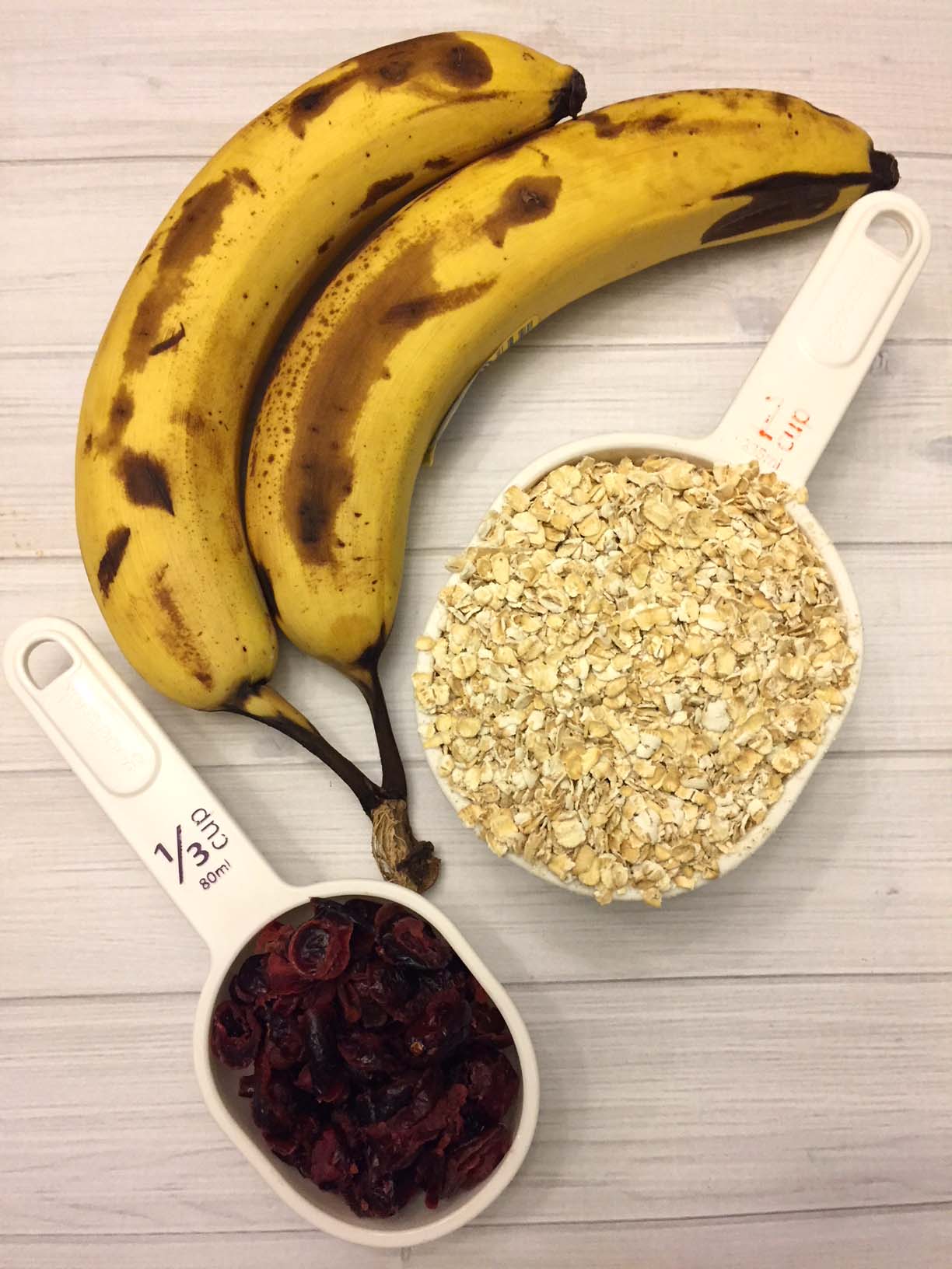 Healthy 3-Ingredient Banana Oatmeal Cookies Recipe – Melanie Cooks