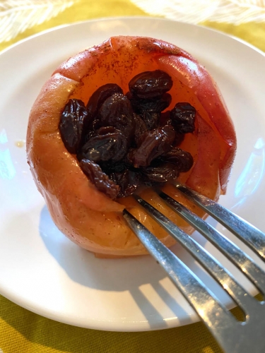 Microwave Baked Apples Recipe – Melanie Cooks