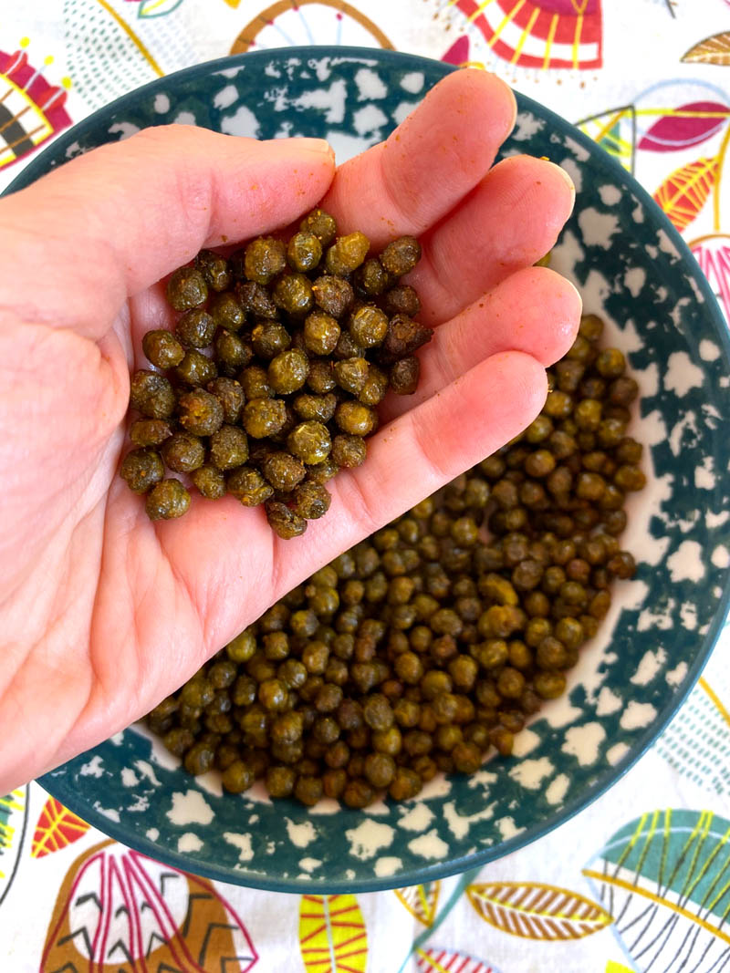 Air Fryer Crunchy Roasted Green Peas – Melanie Cooks