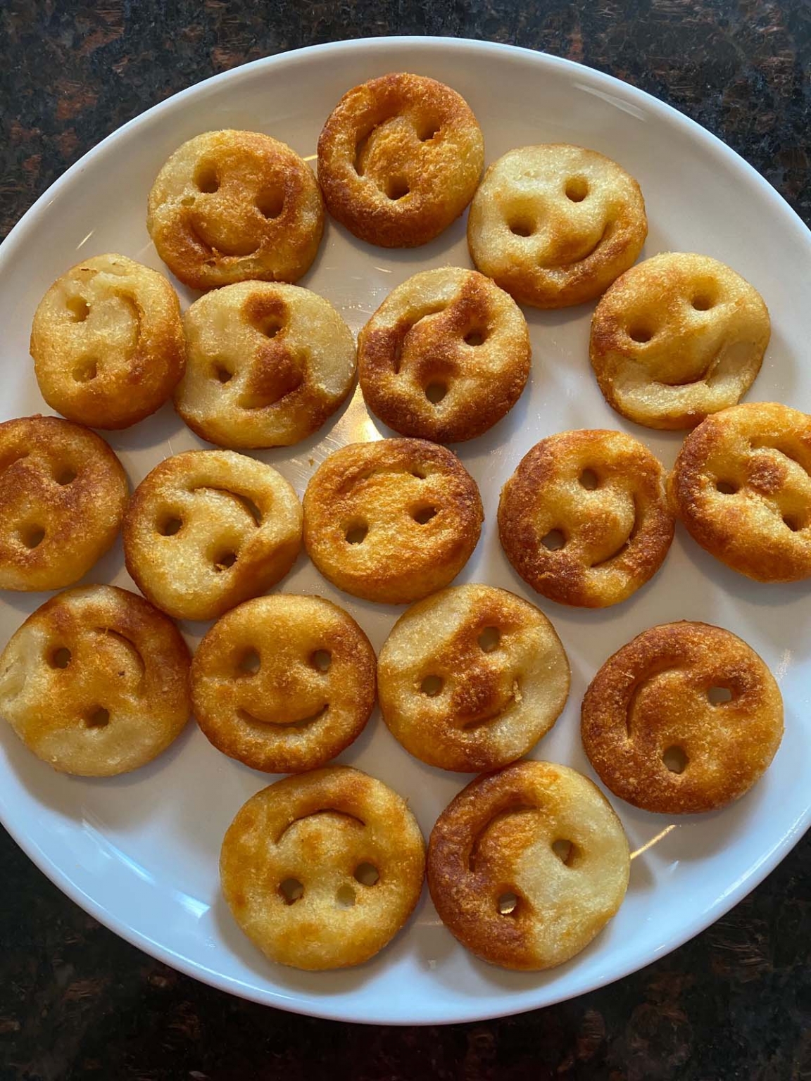Air Fryer Frozen Smiley Fries (McCain Potato Smiles) – Melanie Cooks