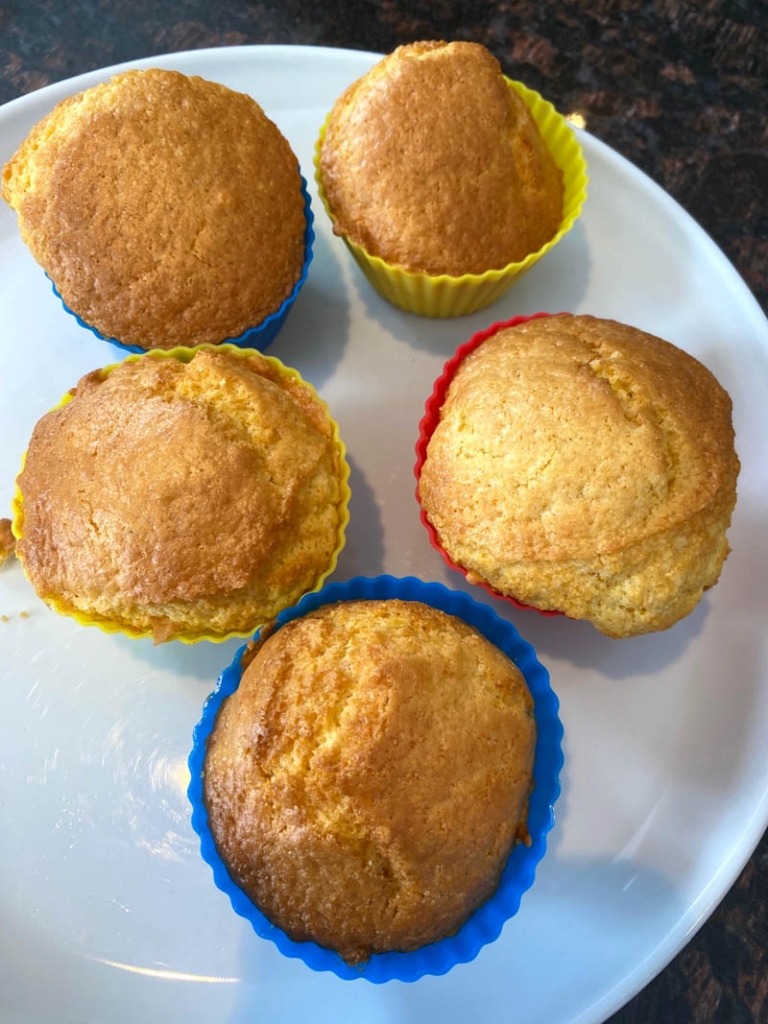 Air Fryer Cornbread Muffins From Jiffy Corn Muffin Mix – Melanie Cooks