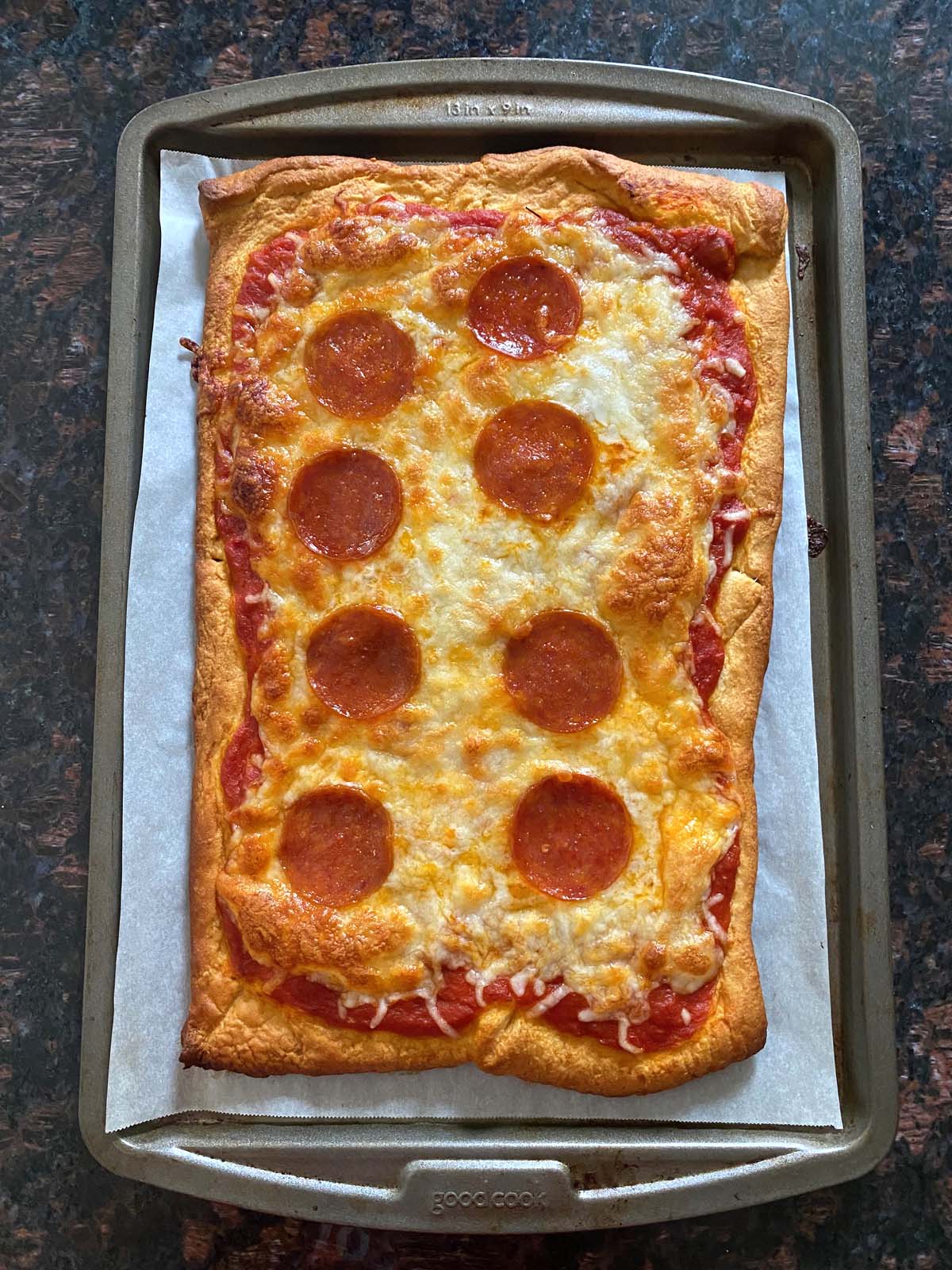 Crescent Roll Dough Pizza Recipe – Easy, Simple, Delicious! – Melanie Cooks