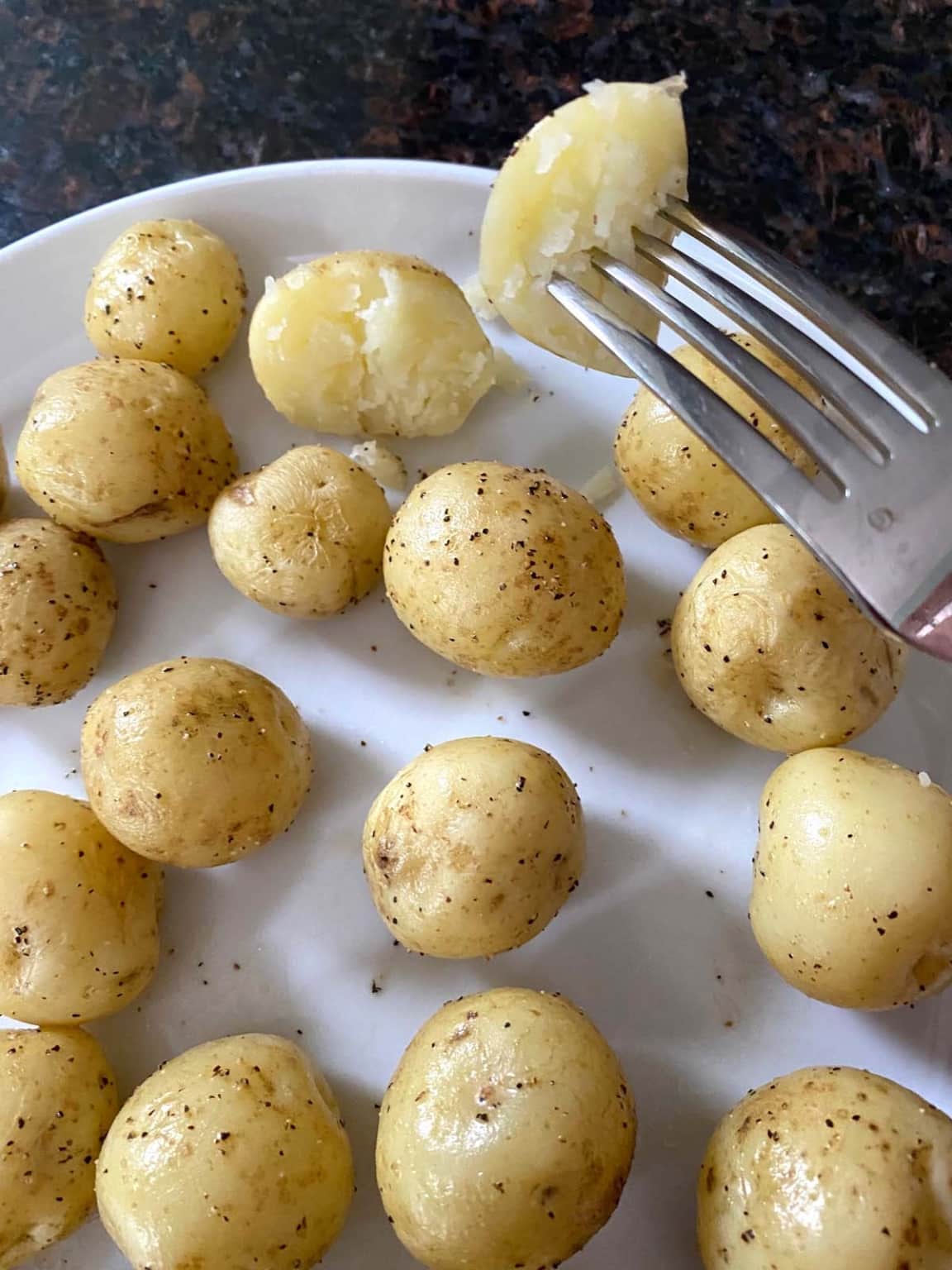 Microwave Small Potatoes – Melanie Cooks