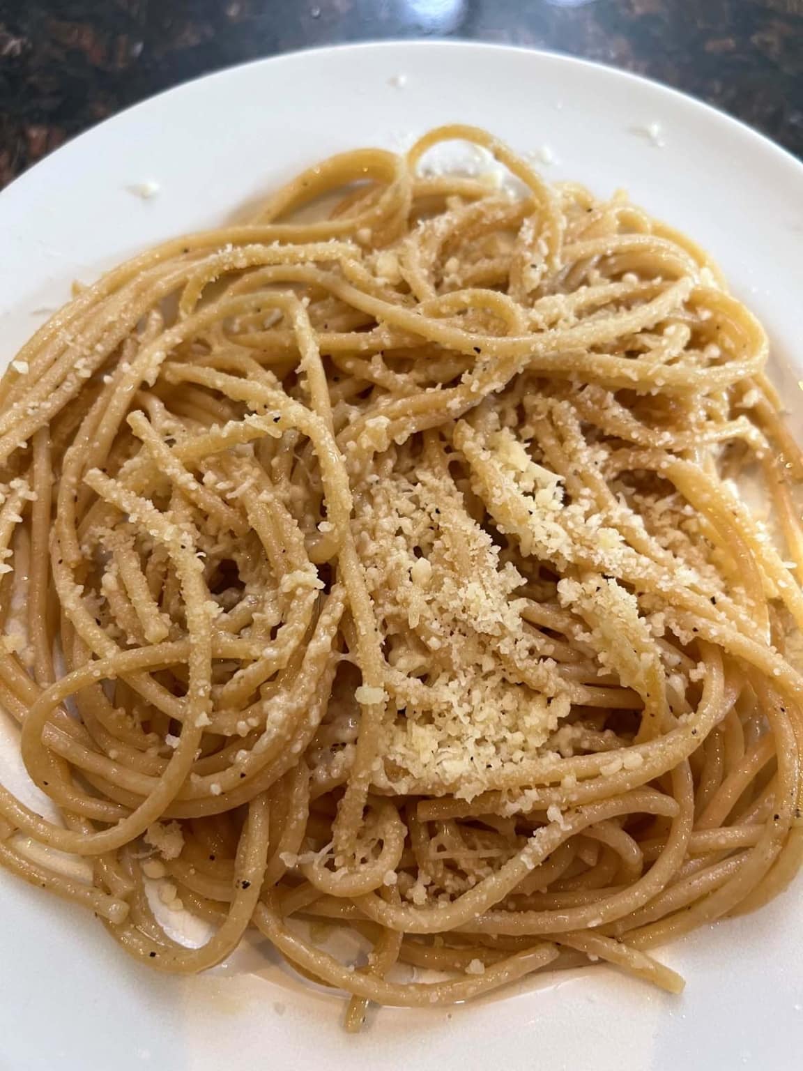 Whole Wheat Spaghetti With Garlic And Olive Oil – Melanie Cooks