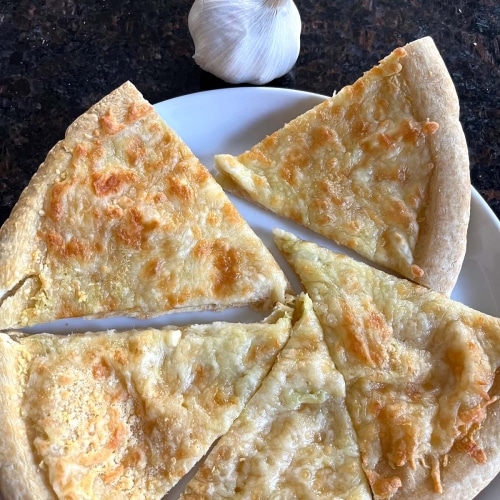 Cheesy Garlic Pizza Recipe – Easy 15 Minute Dinner – Quick & Crispy ...