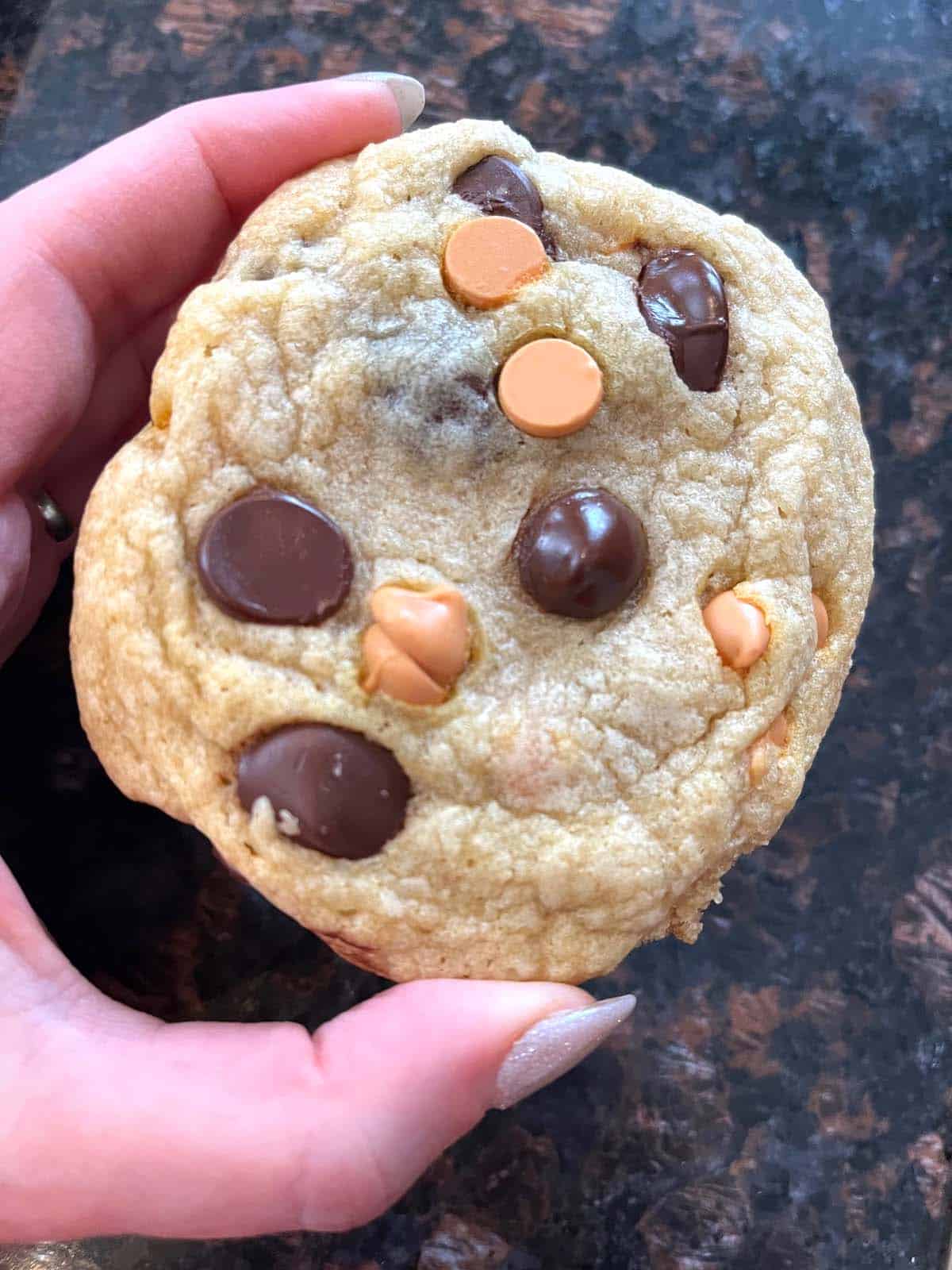 Caramel Chocolate Chip Cookies – Melanie Cooks