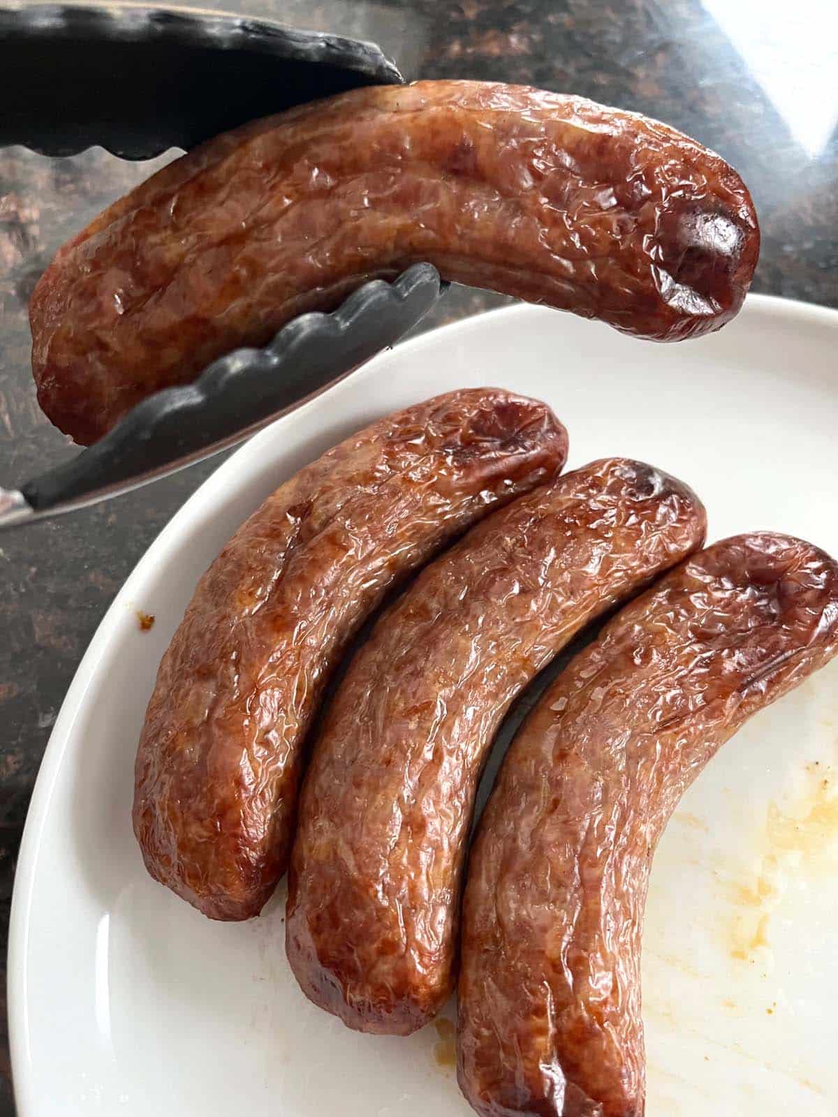 Brats In The Oven – Melanie Cooks