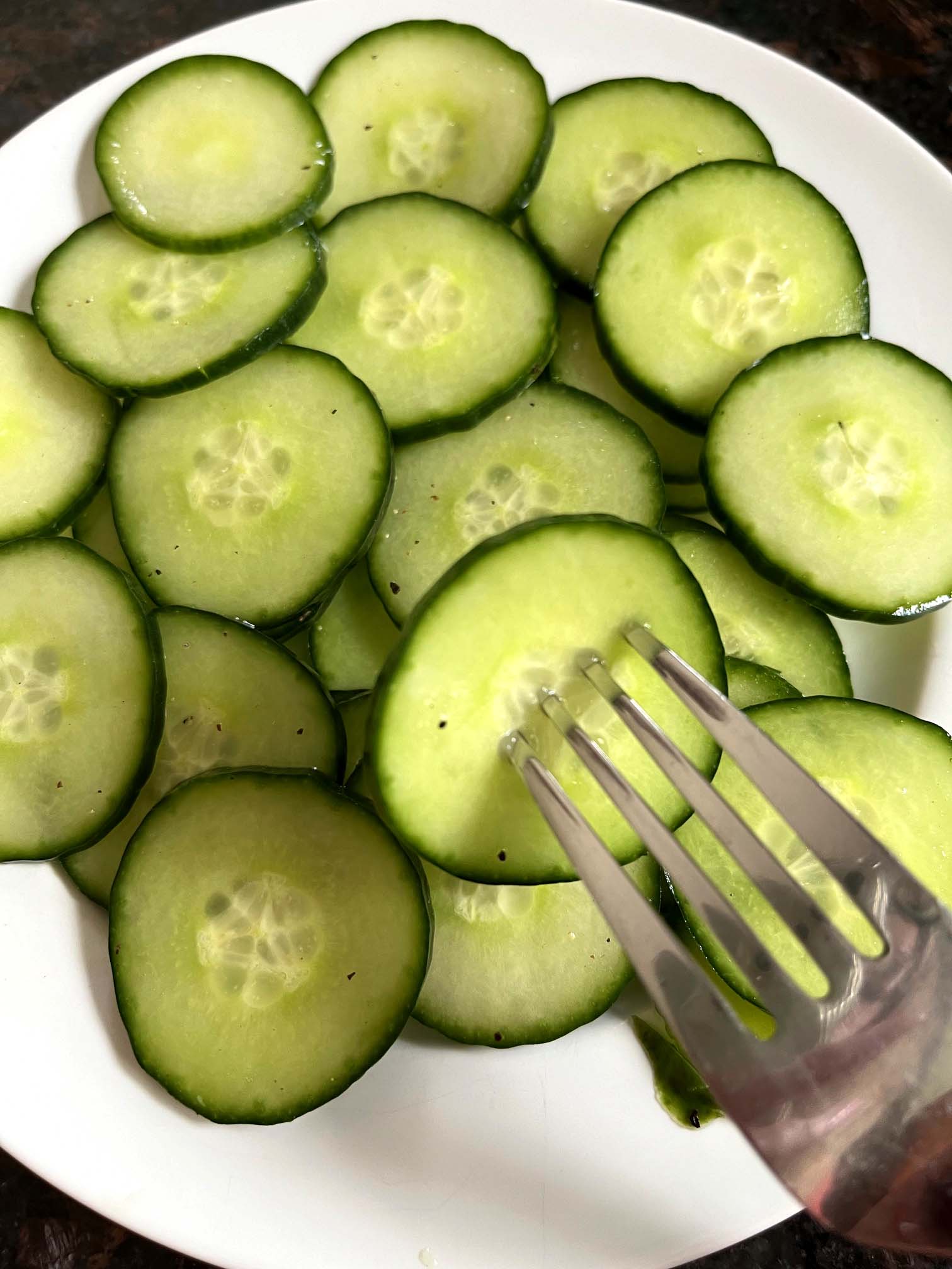 Marinated Cucumbers Recipe – Easy, Healthy and Crunchy – Melanie Cooks