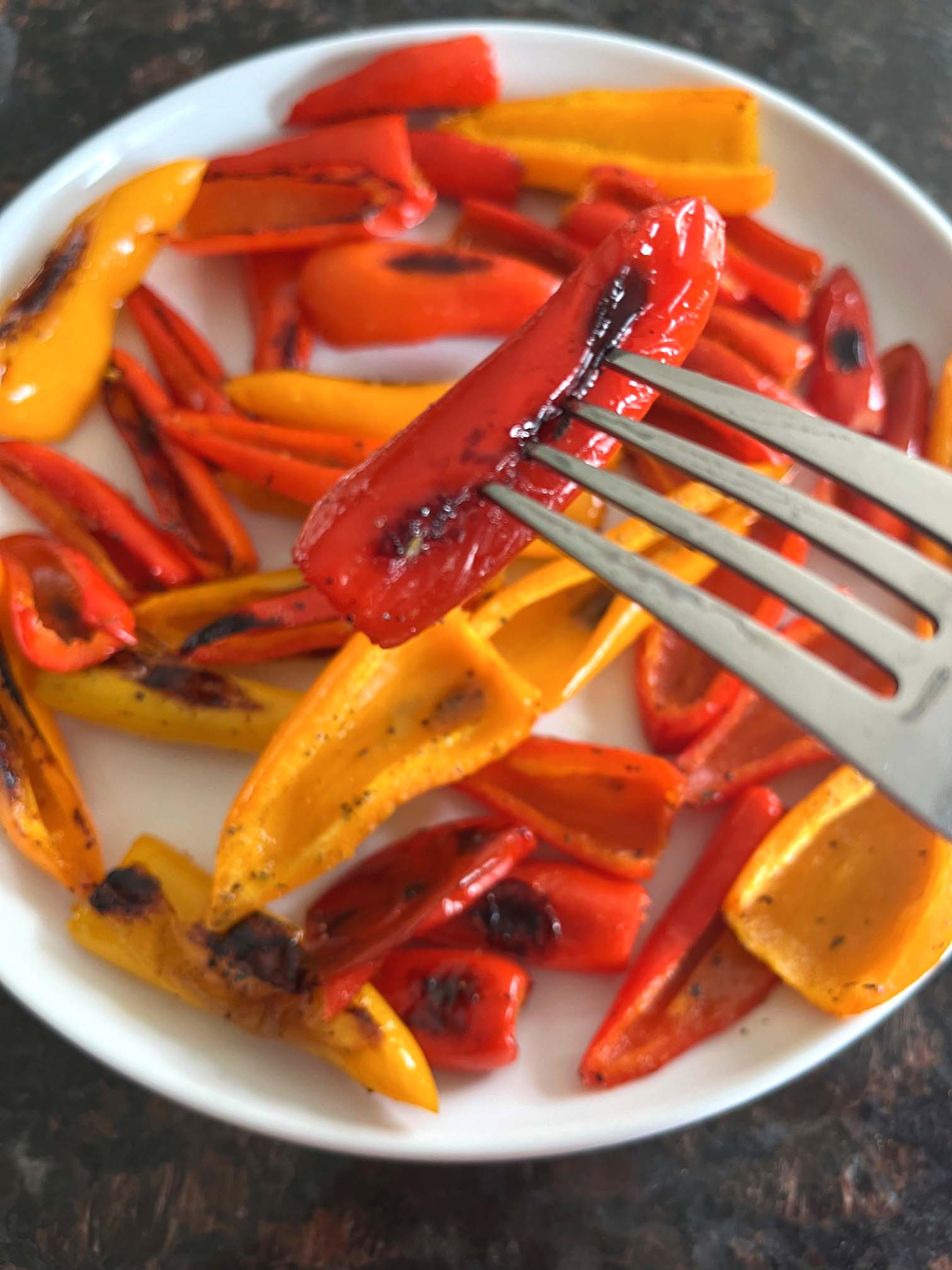 Roasted Sweet Mini Bell Peppers Recipe – Easy & Healthy! – Melanie Cooks