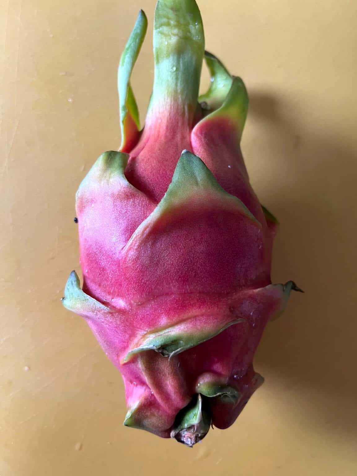 How To Cut And Eat Dragon Fruit – Melanie Cooks