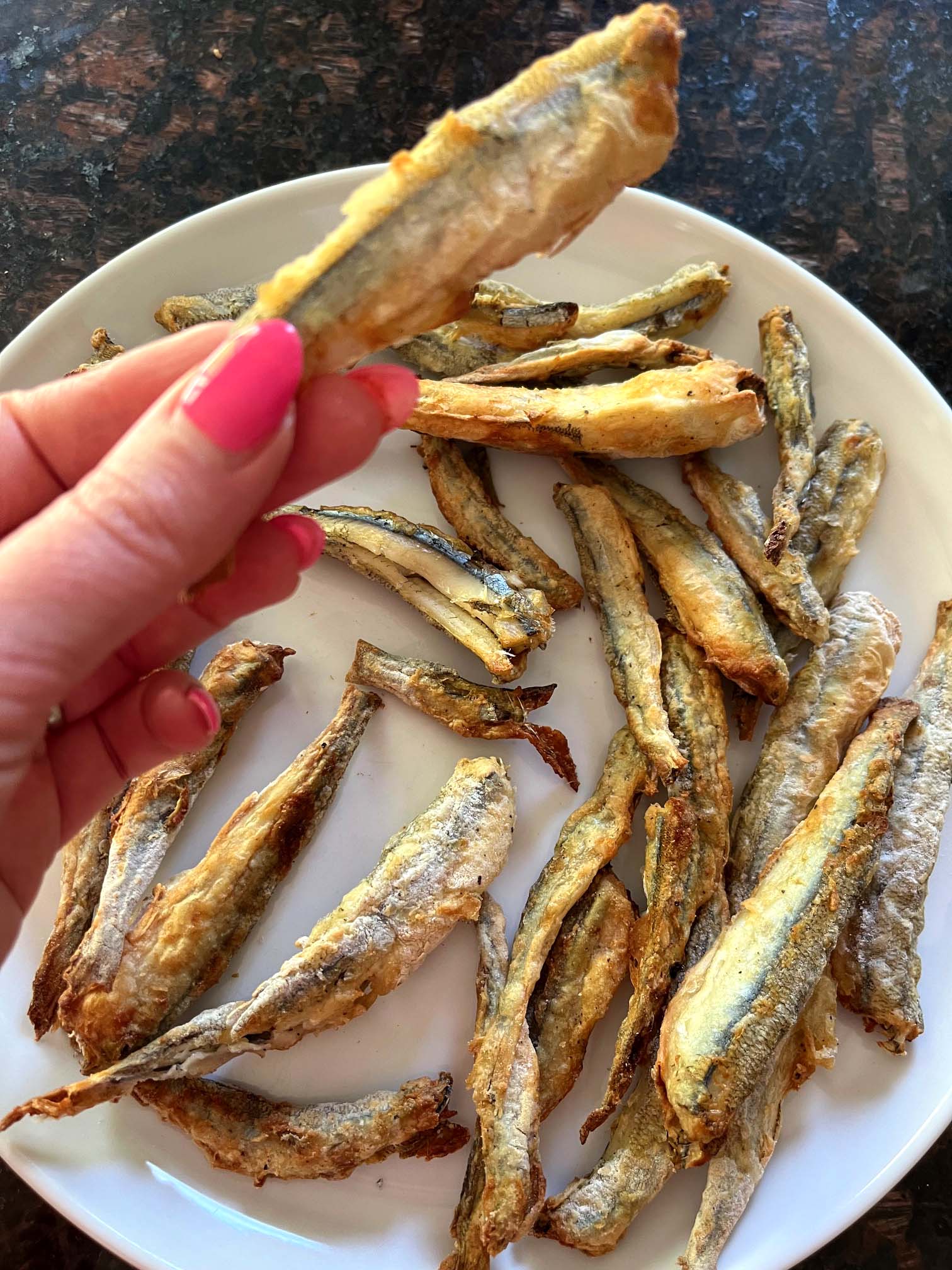 Crispy Air Fryer Smelts Recipe – Melanie Cooks