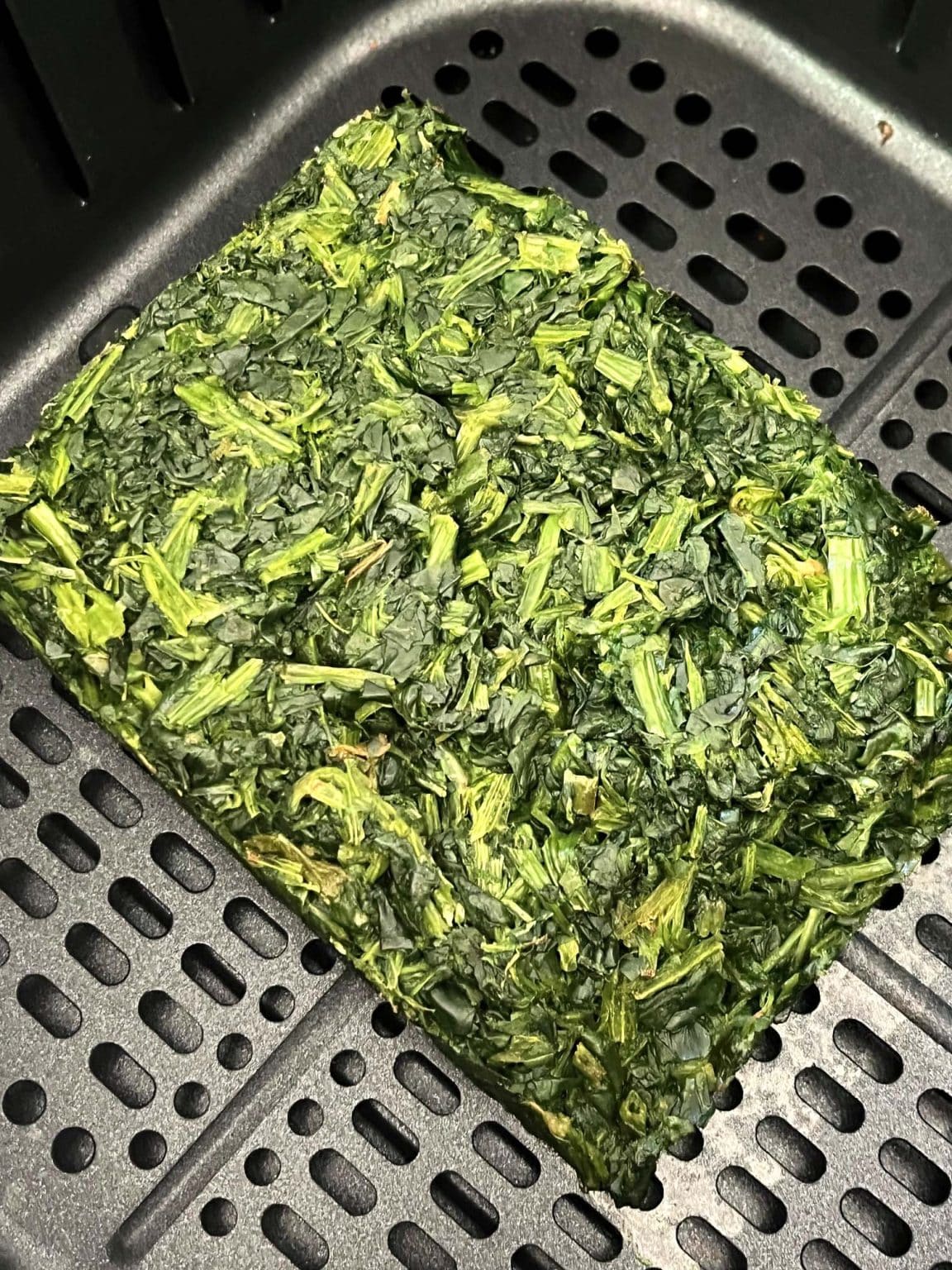 Air Fryer Frozen Spinach Recipe – Easy & Healthy – Melanie Cooks