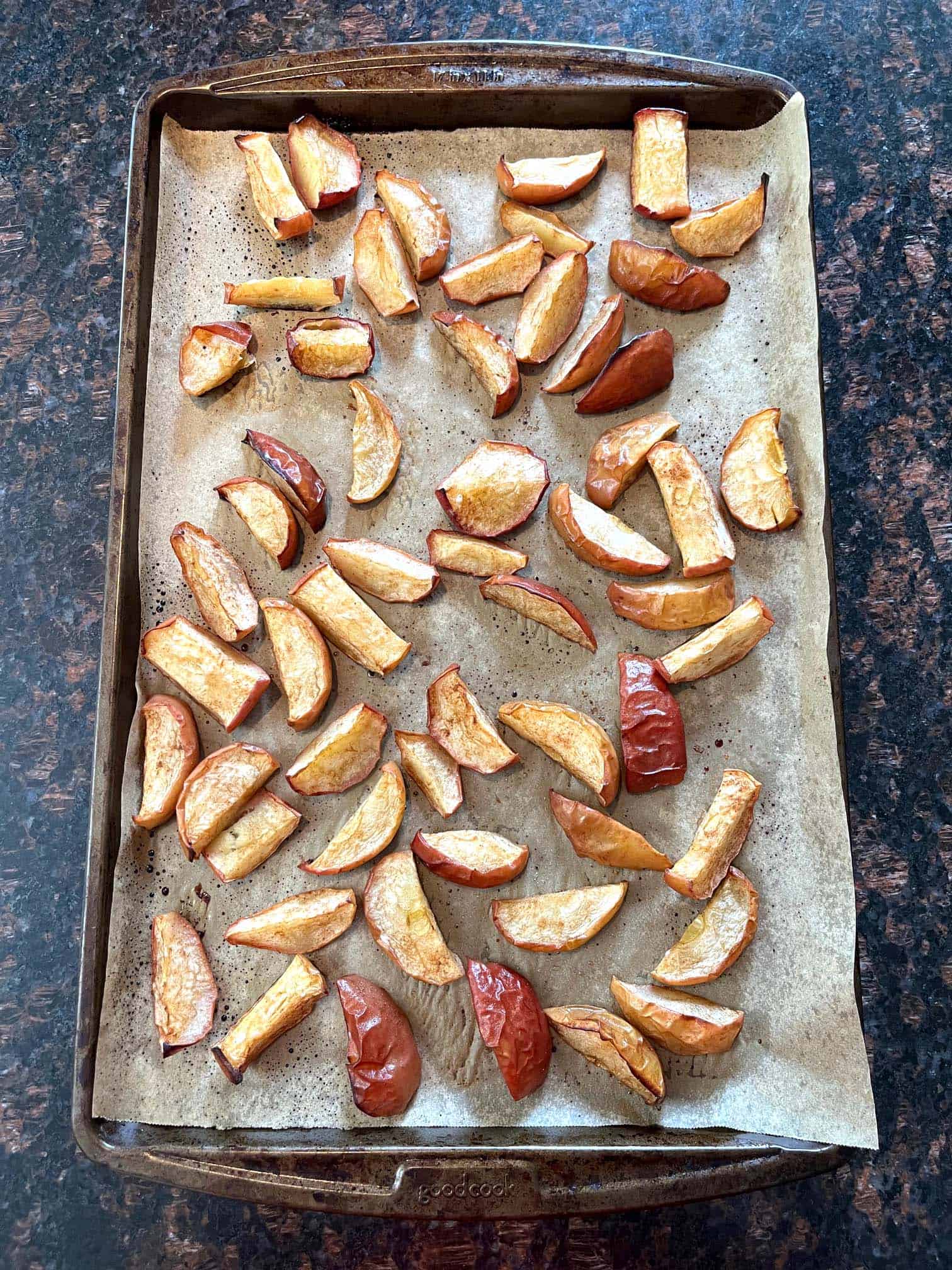 Healthy Oven Roasted Apples Recipe – No Added Sugar, Naturally Sweet ...