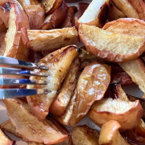 Healthy Oven Roasted Apples Recipe – No Added Sugar, Naturally Sweet ...