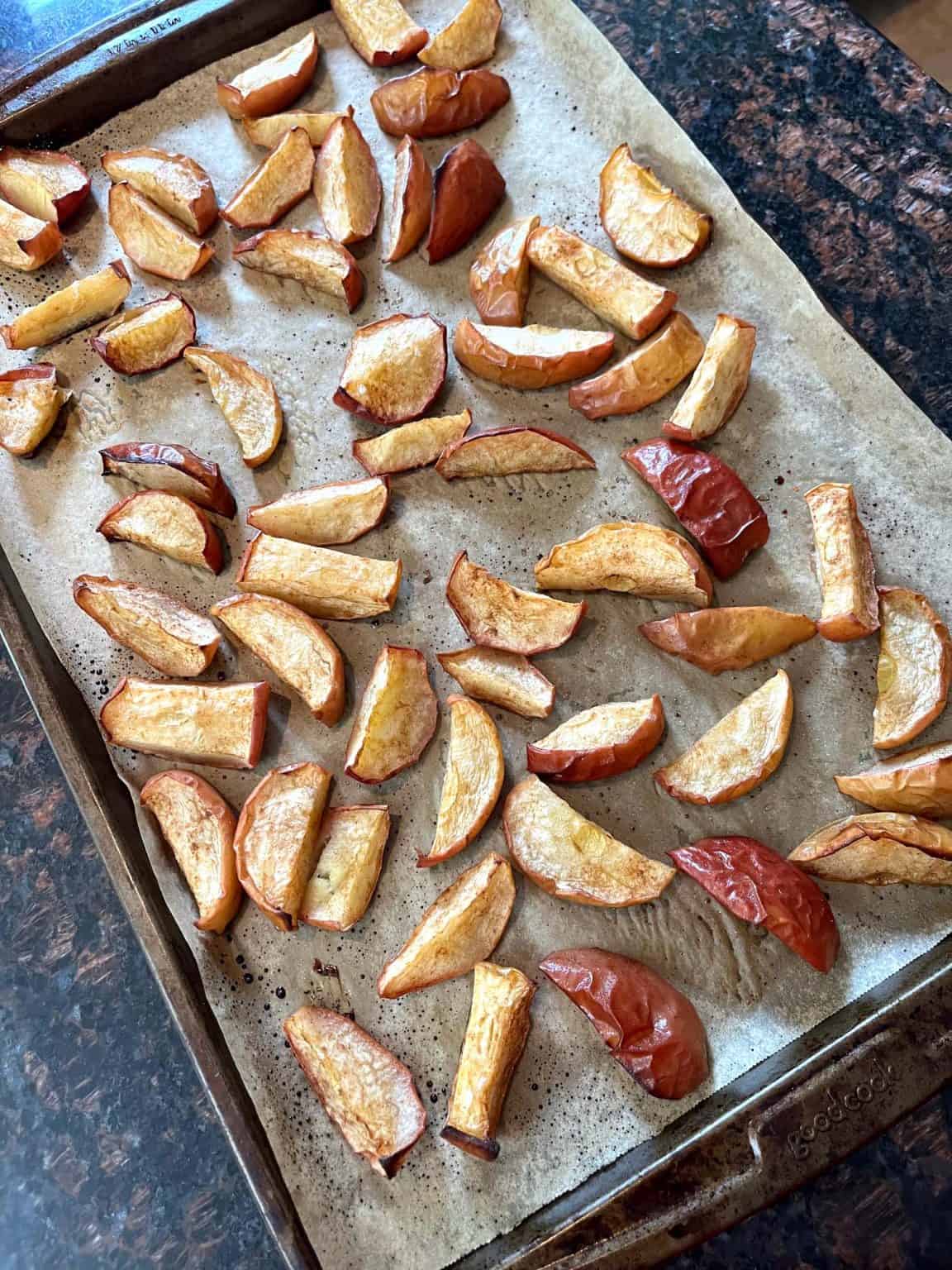 Healthy Oven Roasted Apples Recipe – No Added Sugar, Naturally Sweet ...
