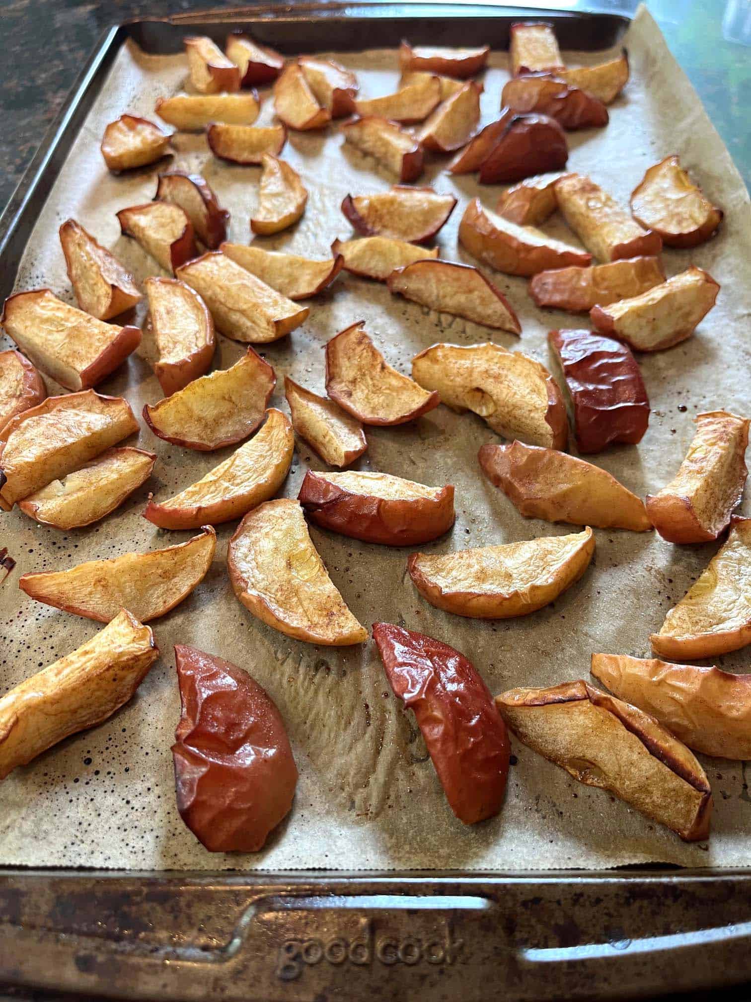 Healthy Oven Roasted Apples Recipe – No Added Sugar, Naturally Sweet ...