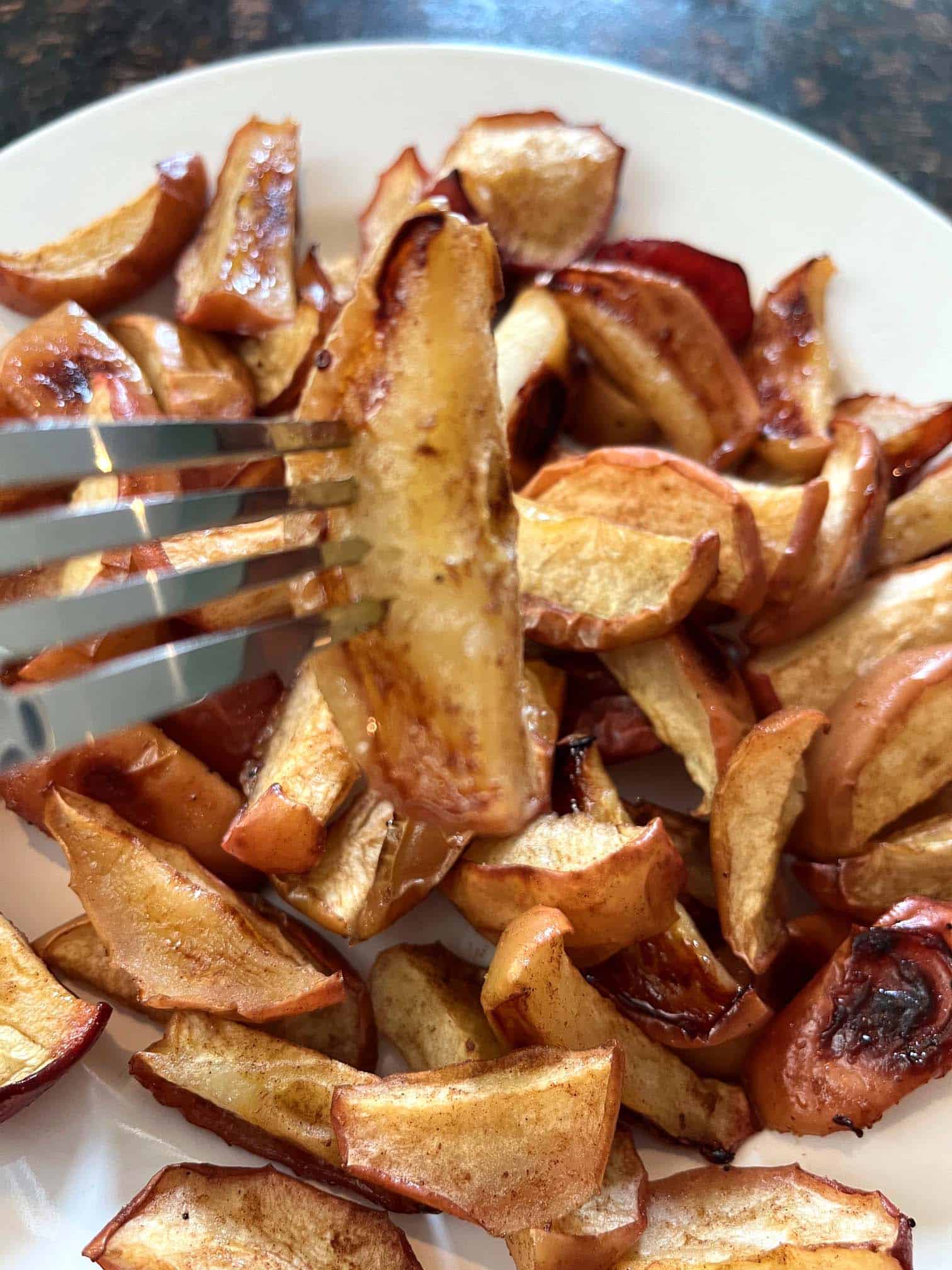 Healthy Oven Roasted Apples Recipe – No Added Sugar, Naturally Sweet ...