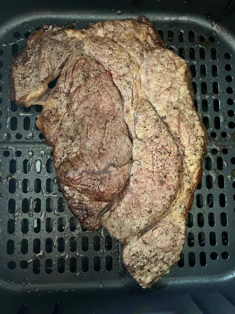 Air Fryer Boneless Chuck Steak Recipe – Juicy And Tender – Melanie Cooks