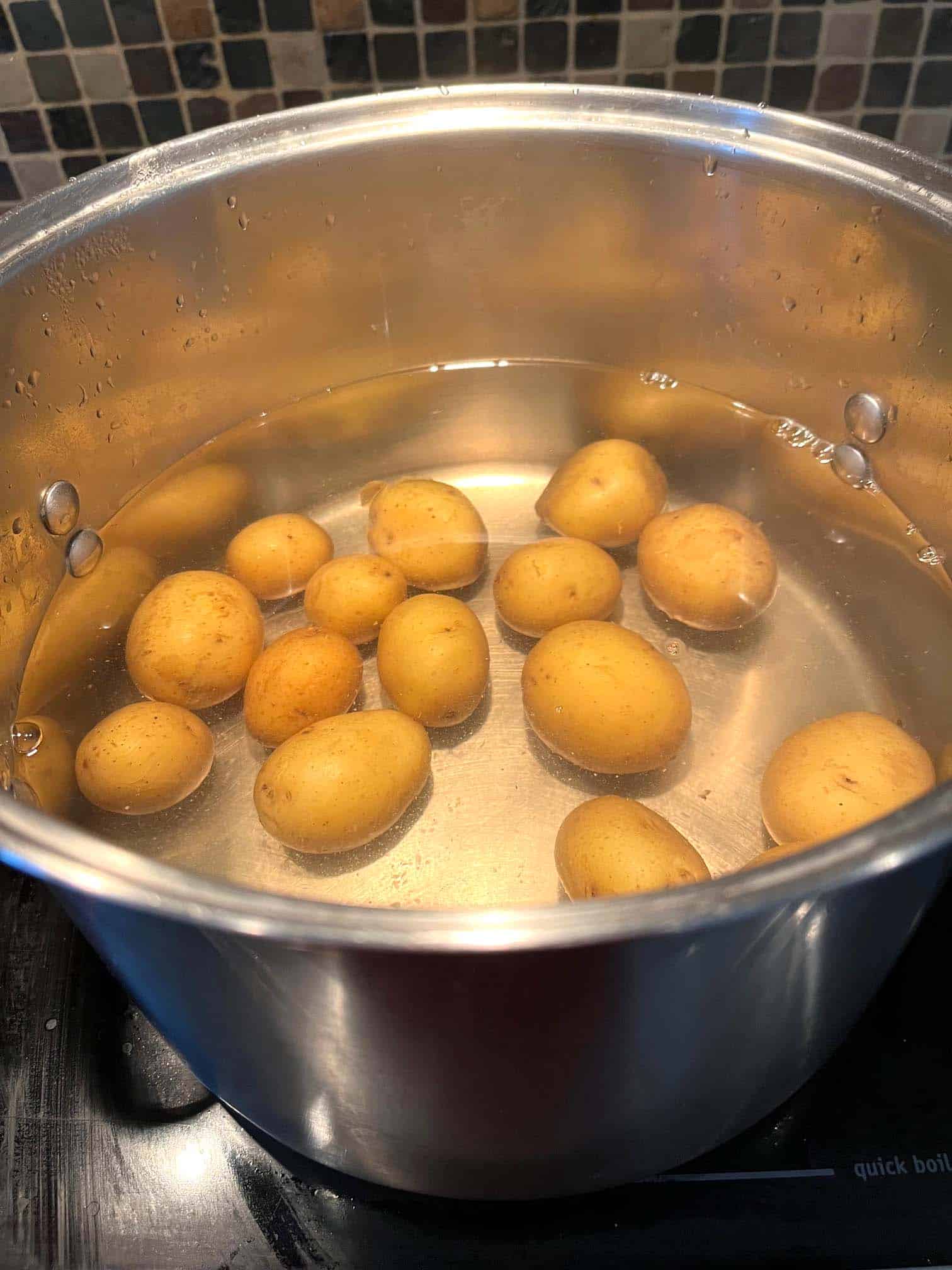 Boiled Small Baby Potatoes Recipe – Easy And Simple – Melanie Cooks