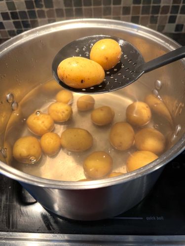 Boiled Small Baby Potatoes Recipe – Easy And Simple – Melanie Cooks