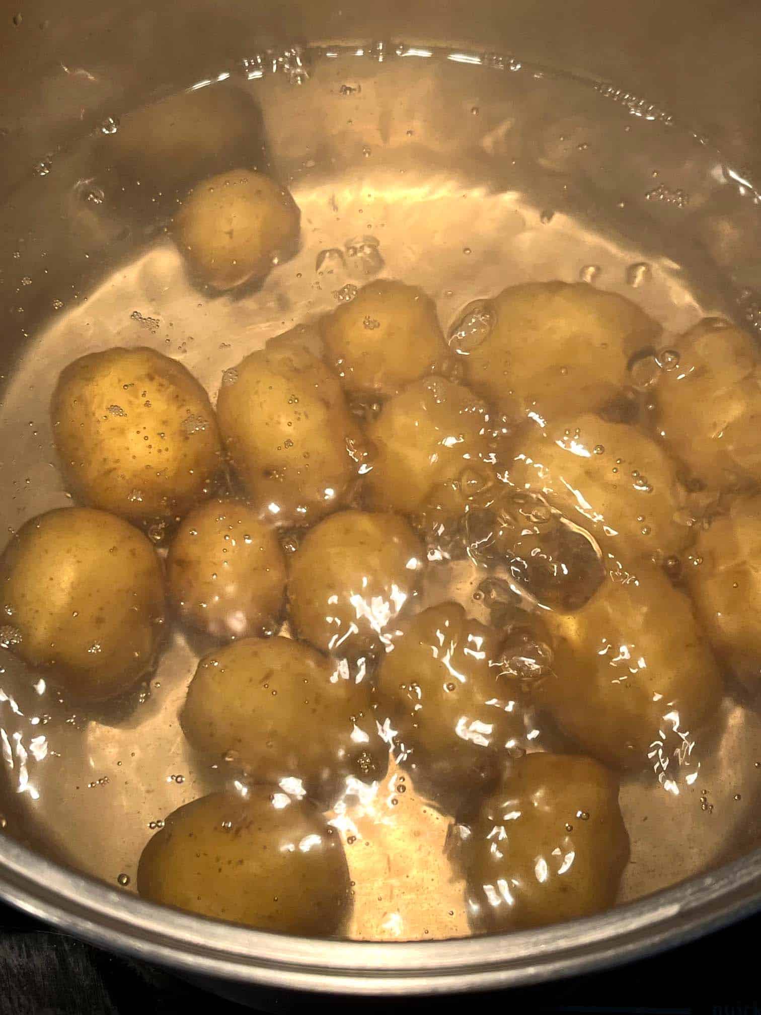 Boiled Small Baby Potatoes Recipe – Easy And Simple – Melanie Cooks