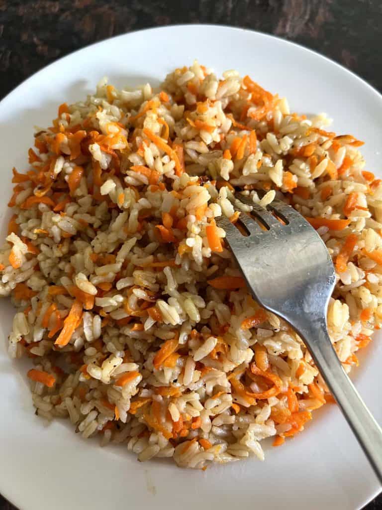 Carrot Rice Recipe – Easy, Quick And Healthy Side Dish – Melanie Cooks