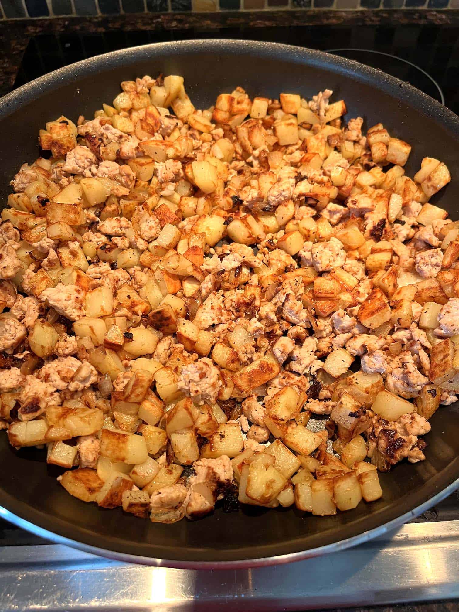 Easy Ground Turkey And Potatoes Skillet Recipe – One Pan Dinner ...