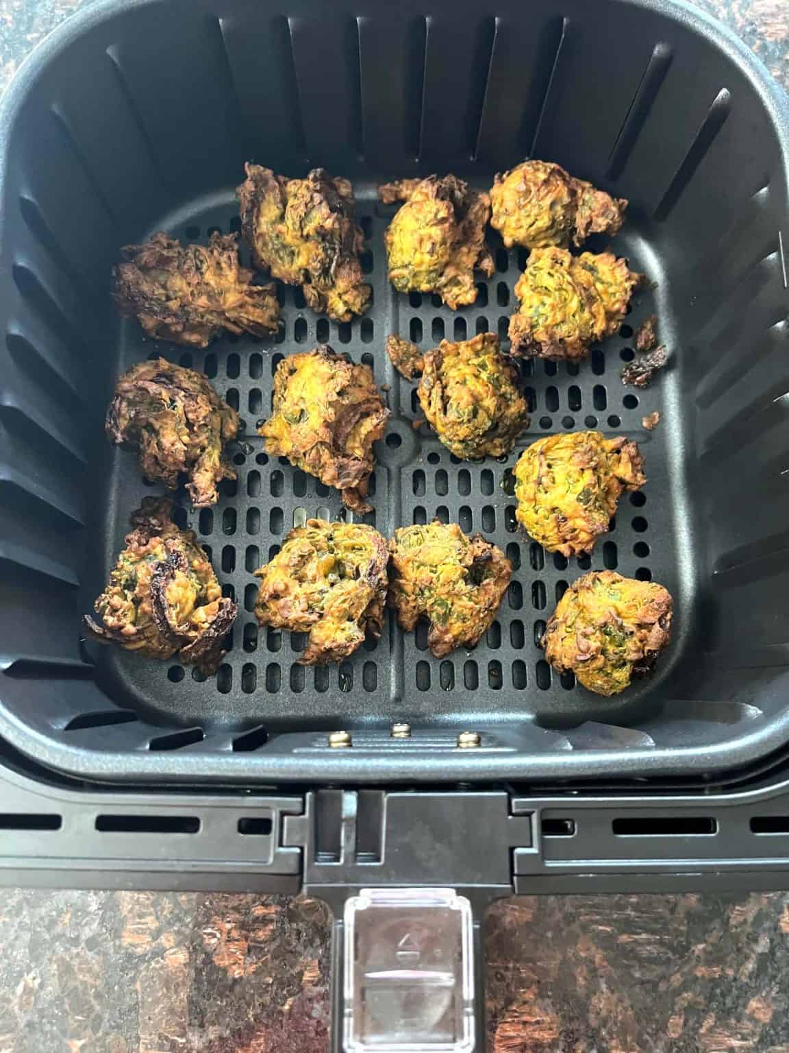 Air Fryer Frozen Pakora – Perfectly Crispy In 8 Minutes! – Melanie Cooks