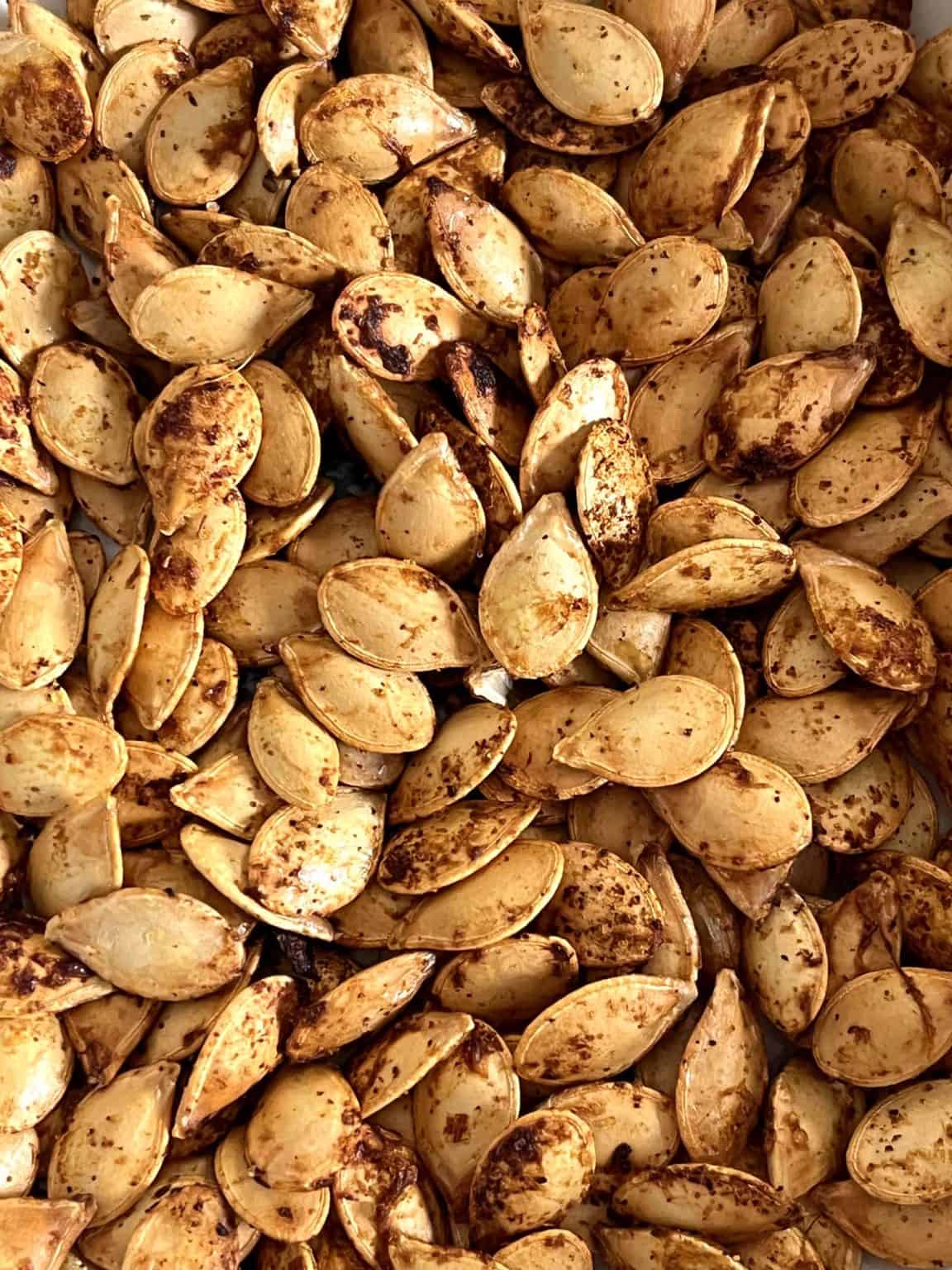 Air Fryer Roasted Pumpkin Seeds Recipe: Crispy in 10 Minutes! – Melanie ...