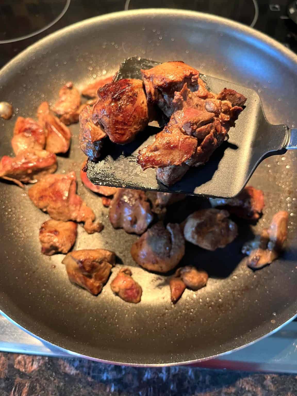 Easy Sautéed Chicken Livers Recipe (Ready in 10 Minutes!) – Melanie Cooks