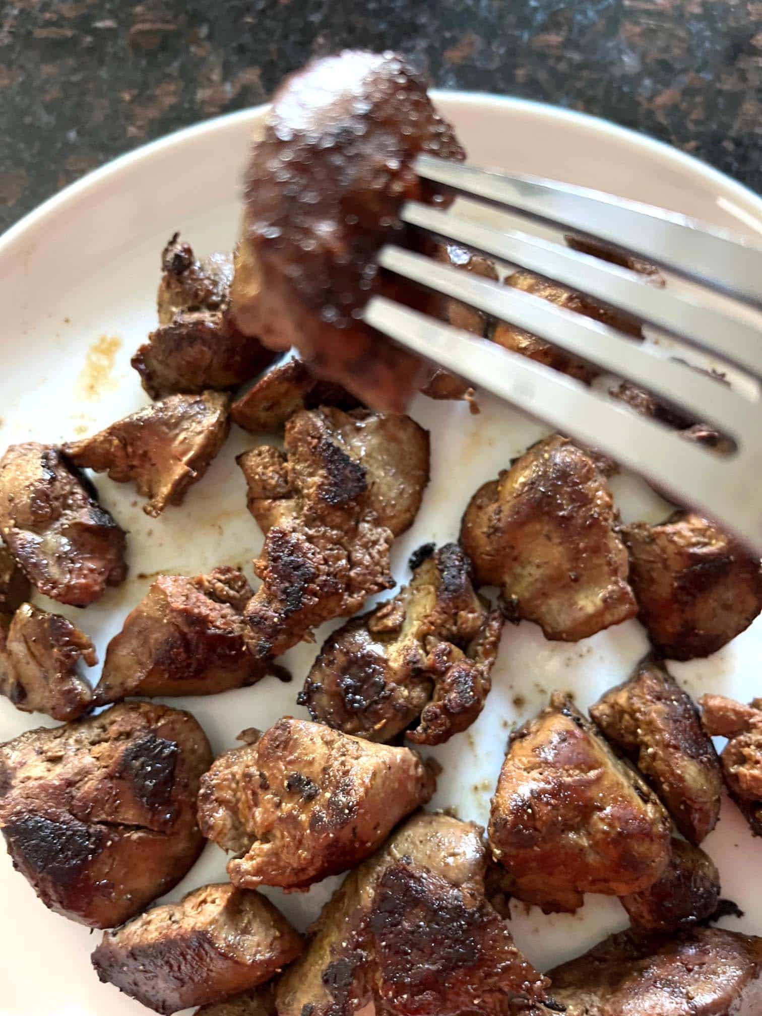 Easy Sautéed Chicken Livers Recipe (Ready in 10 Minutes!) – Melanie Cooks