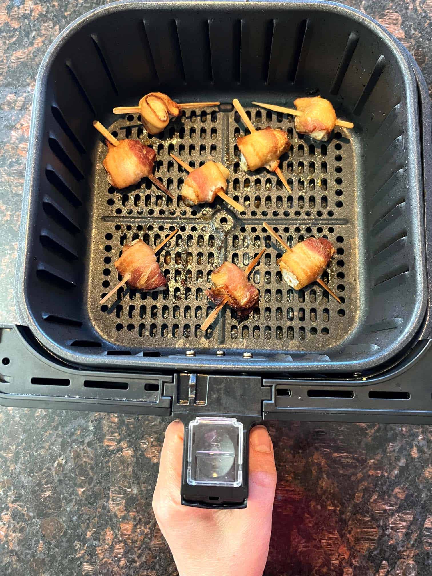 Air Fryer Frozen Bacon Wrapped Scallops: Crispy & Delicious! – Melanie Cooks