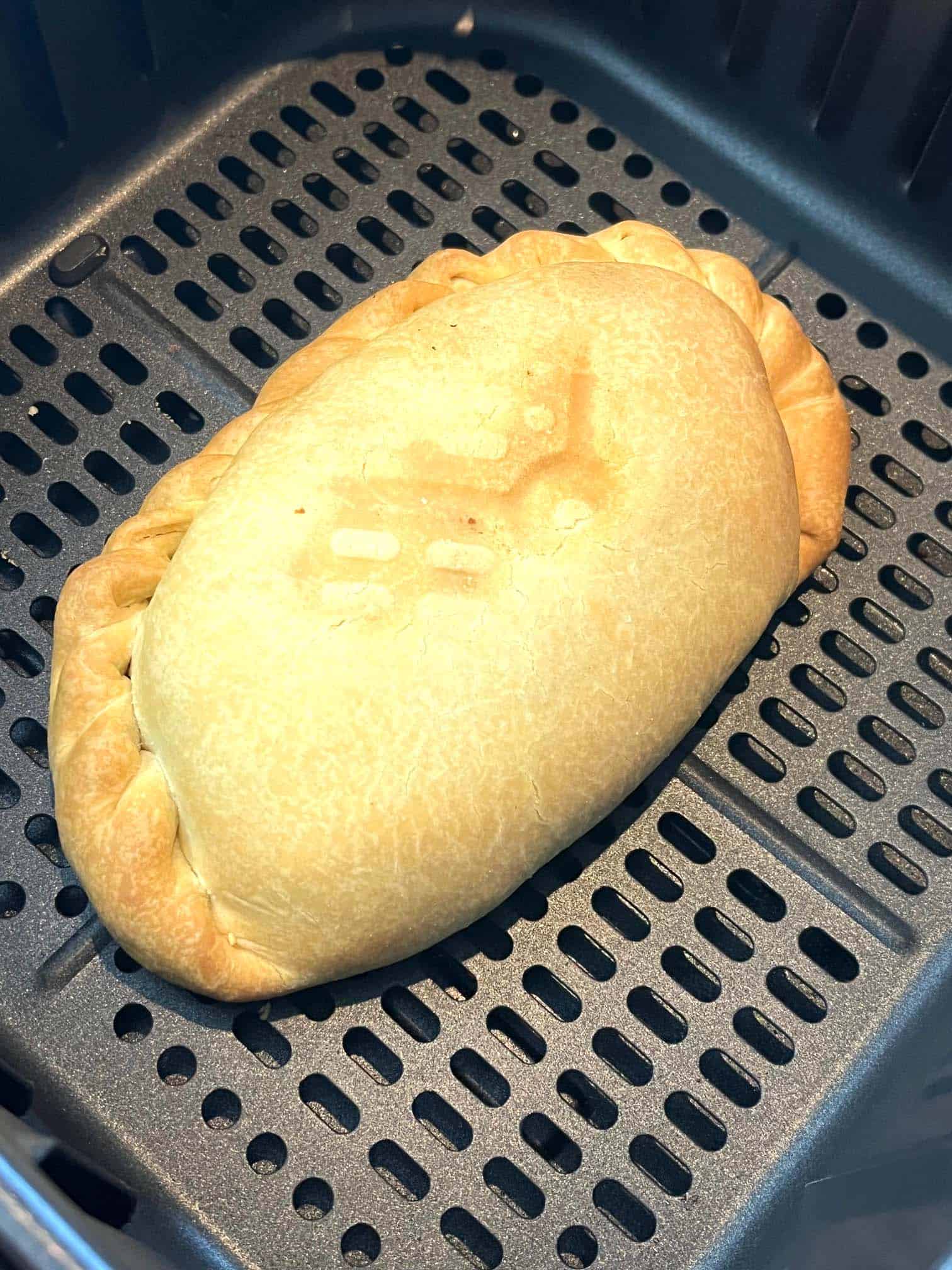 Air Fryer Frozen Pasty – Best Way To Cook Pasties – Crispy & Delicious ...