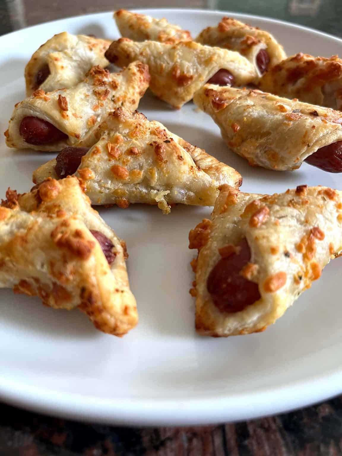 Air Fryer Trader Joe’s Pastry Pups: 10-Minute Appetizer – Melanie Cooks