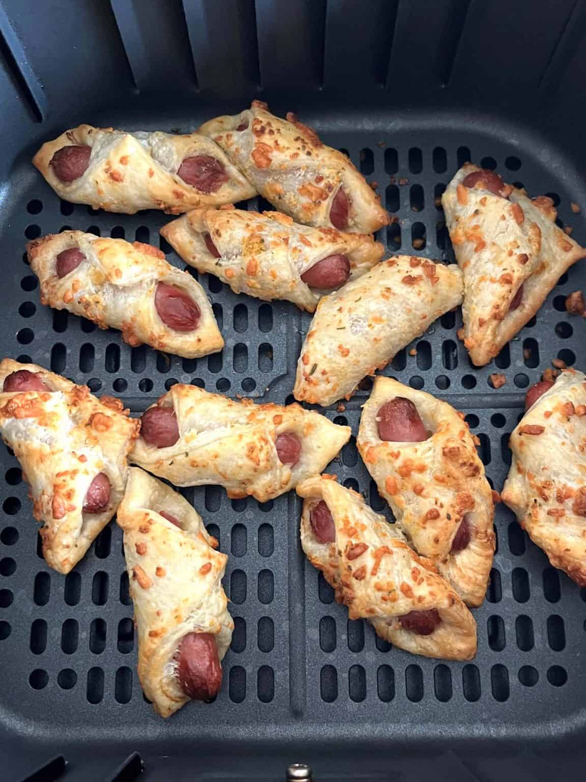 Air Fryer Trader Joe’s Pastry Pups: 10-Minute Appetizer – Melanie Cooks