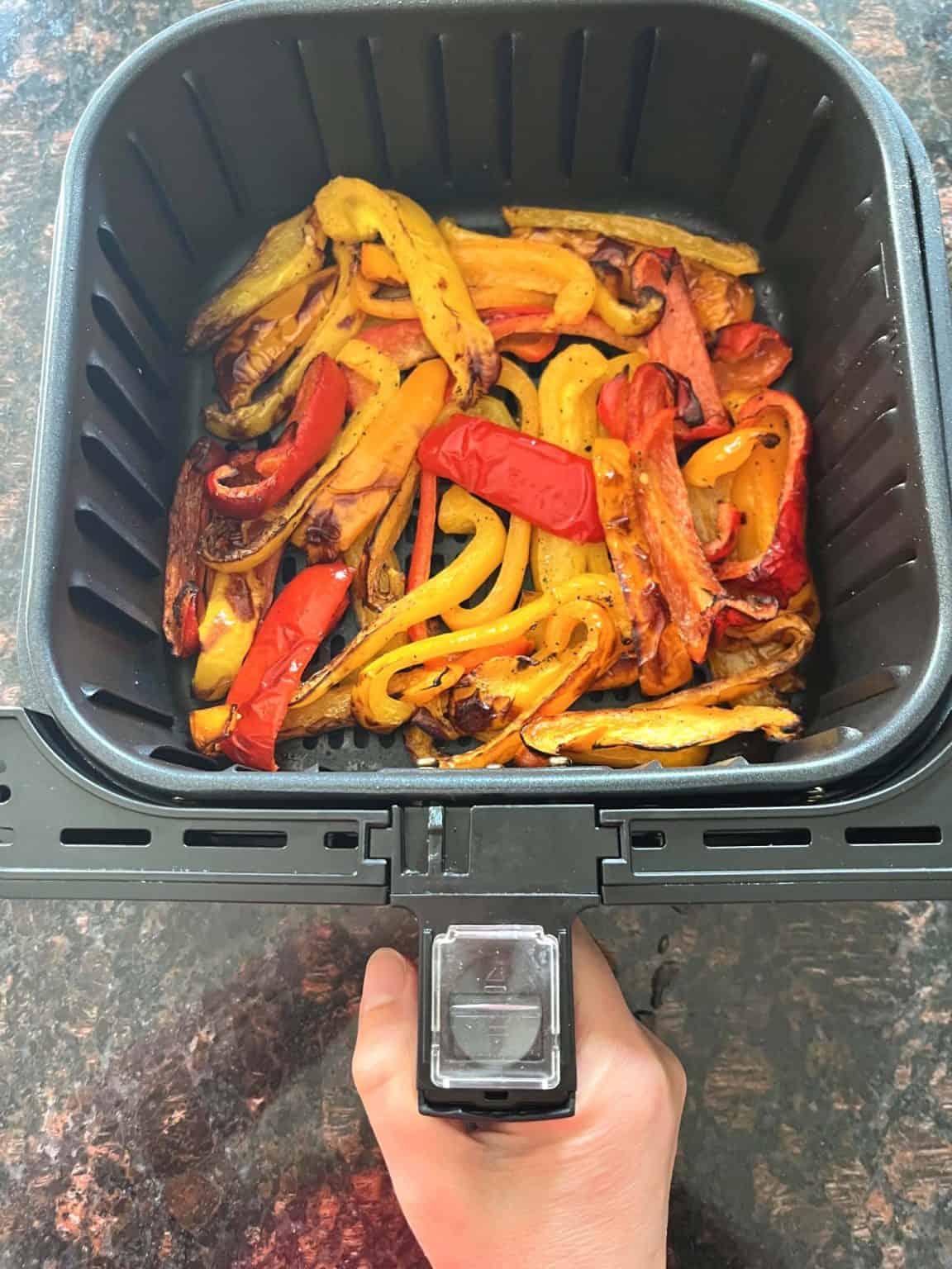 Air Fryer Roasted Tri-Color Rainbow Bell Peppers Recipe – Melanie Cooks